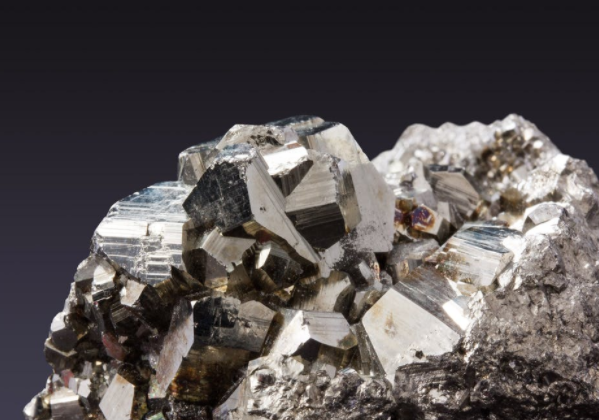 Fluorite is the Main Front-end Raw Material for Fluorine Chemical Products