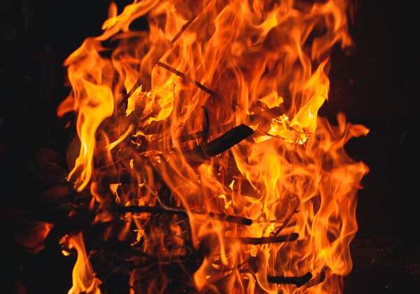 In-Depth Look How Stuff Burns: Explain The Combustion Process